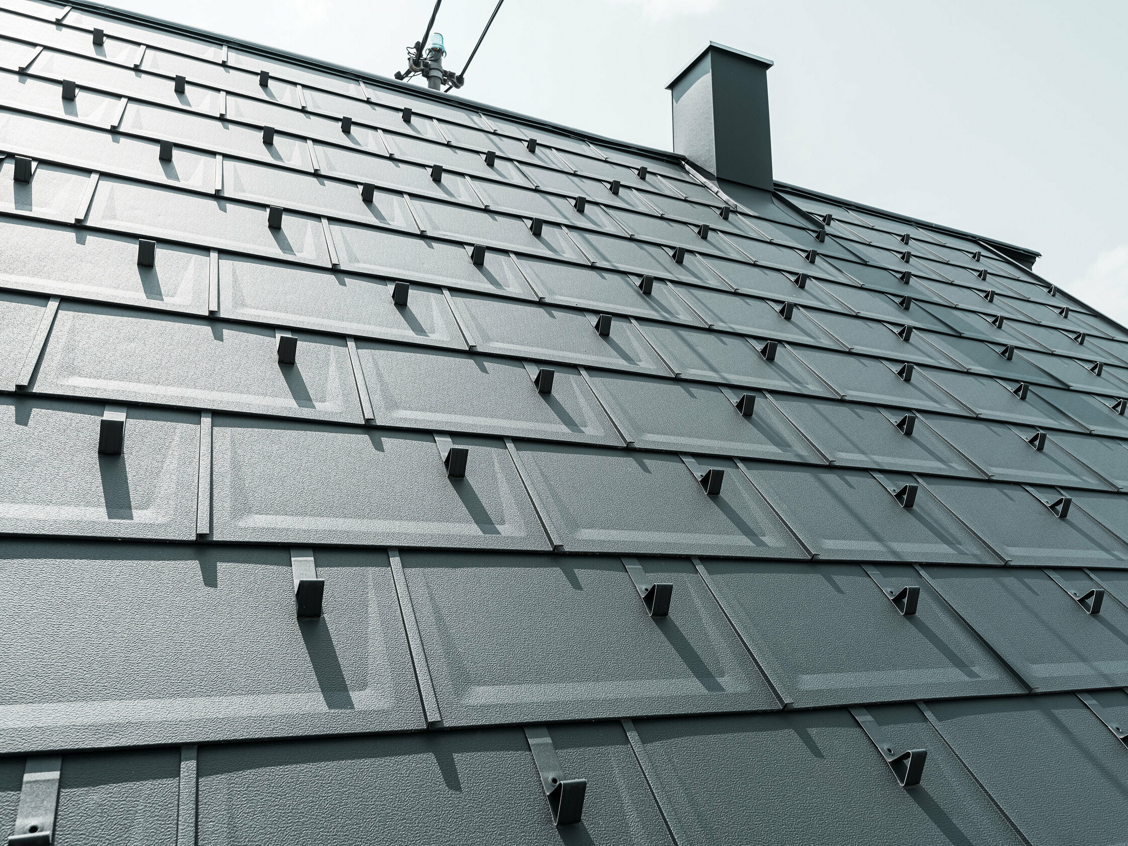 R.16 roof tile – high stability and longevity | PREFA