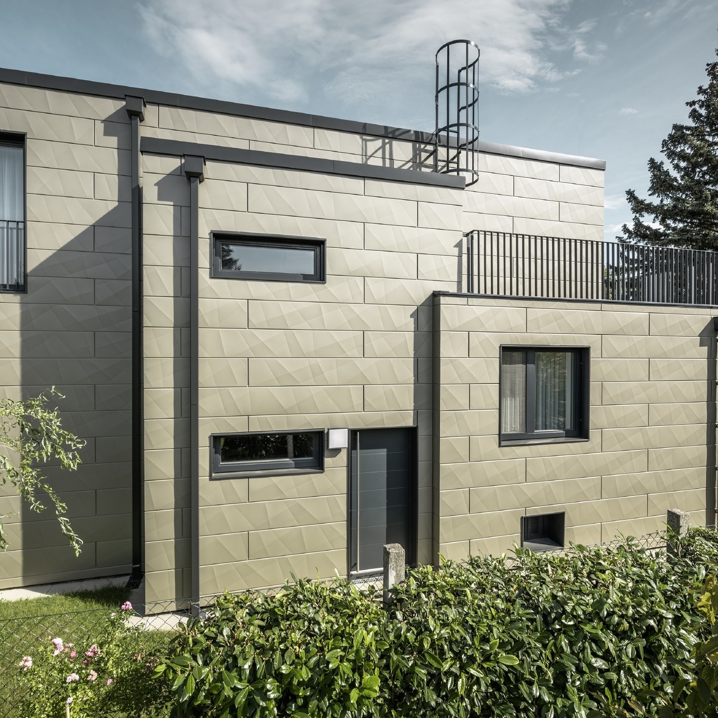 Square downpipe | PREFA