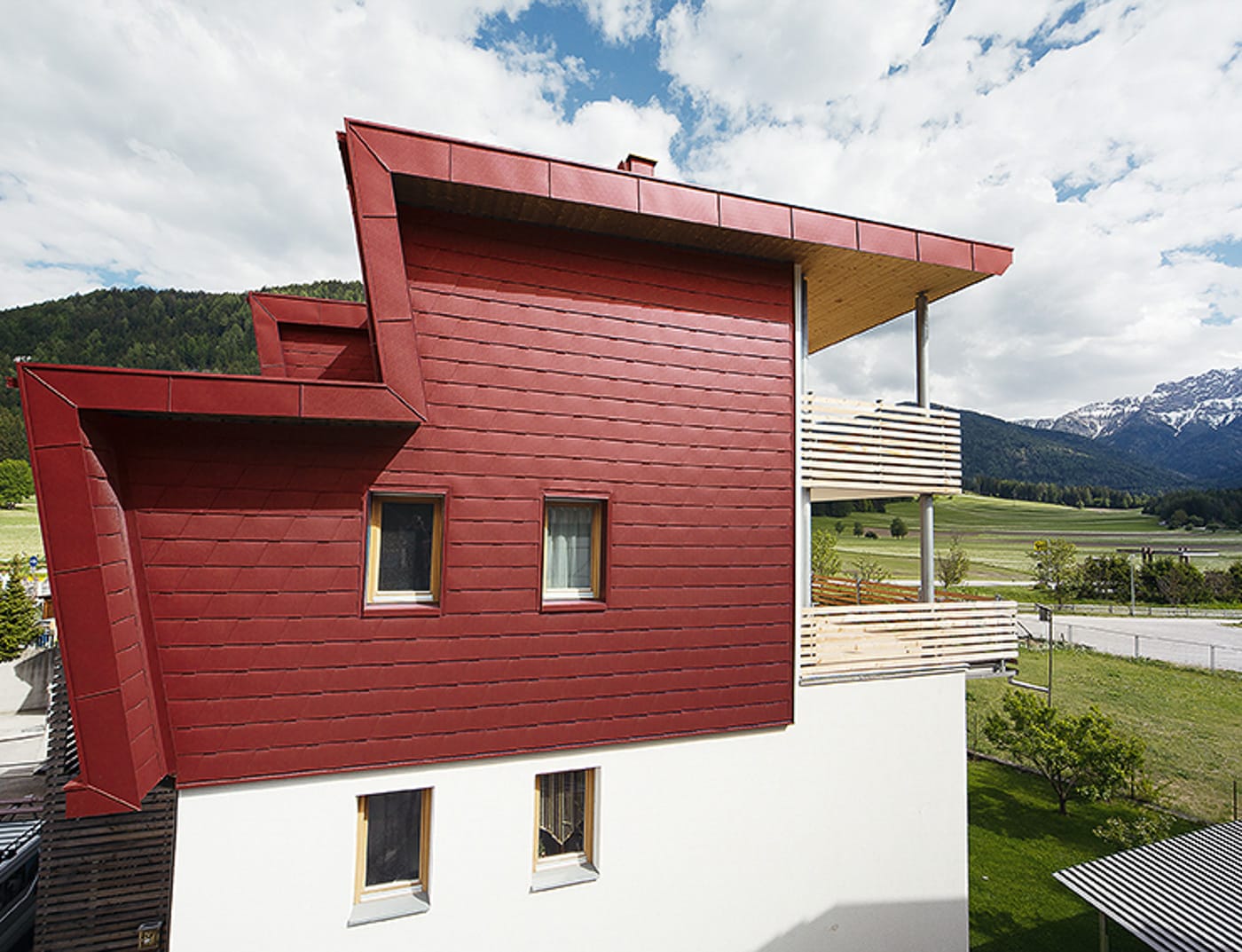 Façade shingle – popular classic in façade design | PREFA